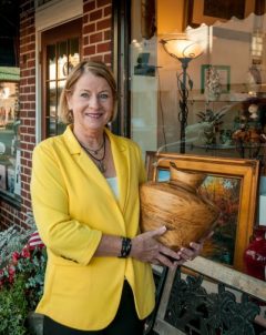 Blue Ridge, Georgia - Recognized As Top Art Town In America - EAST COBBER