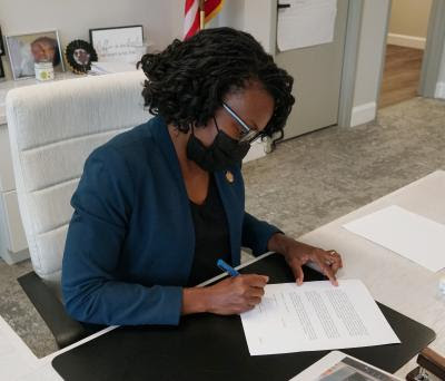 Cobb County Commission Chair Signs Declaration of Emergency Over COVID ...